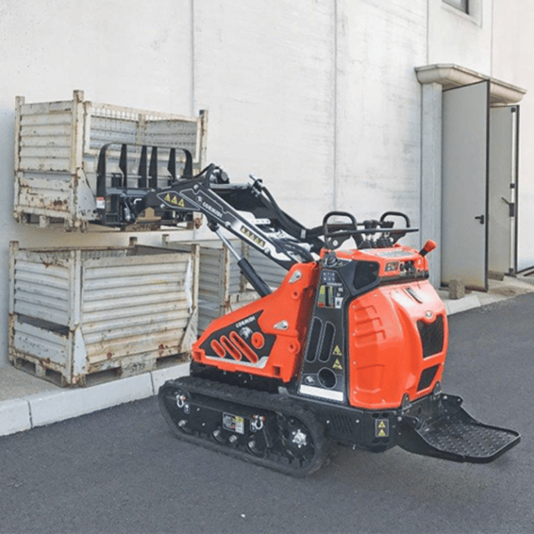 Mini chargeur chenillé CORMIDI C85 ML > Gilles Morel